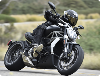 Biker Zone Project With Tailwind & Daisy UI